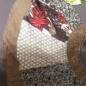 Fire Los Angeles | Skirts | Flower Pattern Flair Fire Los Angeles Skirt ...